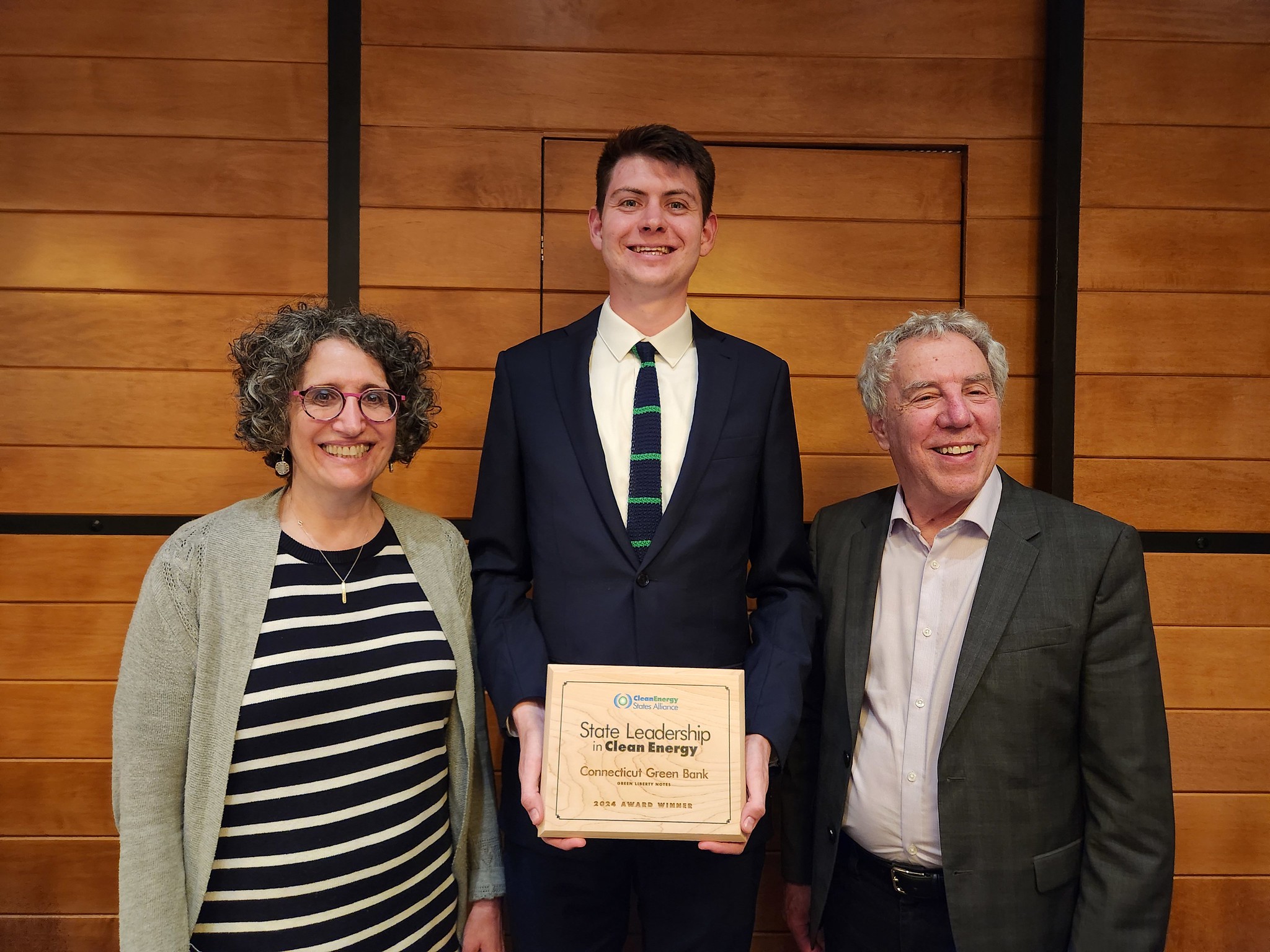 Connecticut Green Bank wins 2024 State Leadership in Clean Energy Award ...